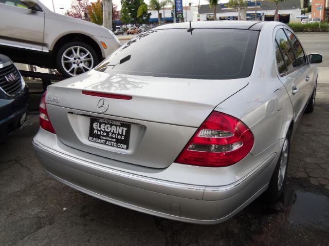 W211 TRUNK QUESTIONS - MBWorld.org Forums